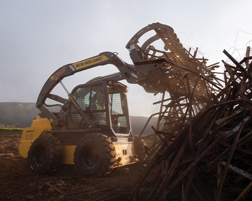 New Holland L 300 Series