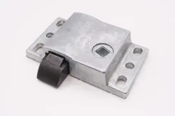New Holland #86000980 LATCH