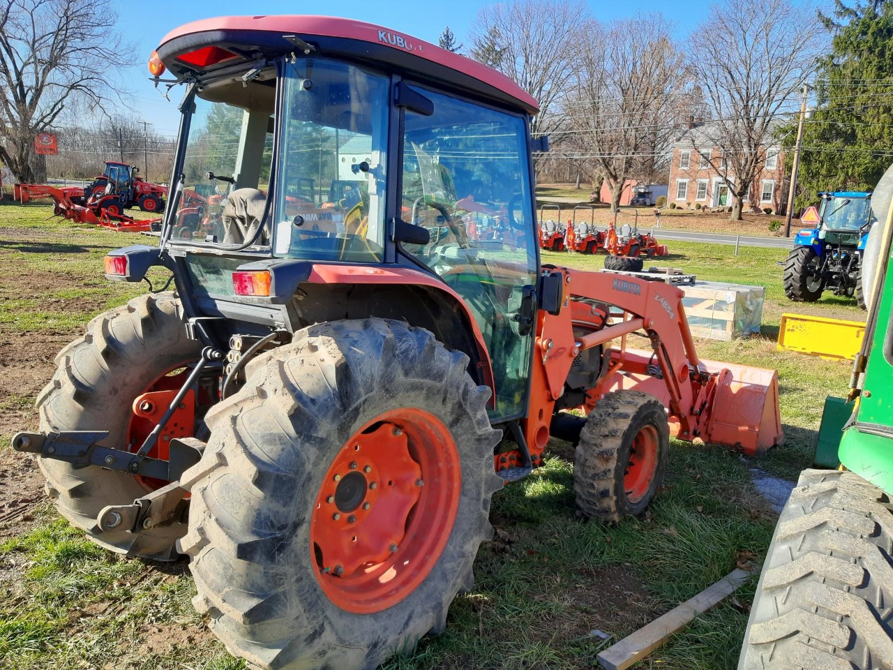 Used Kubota L5740HSTC