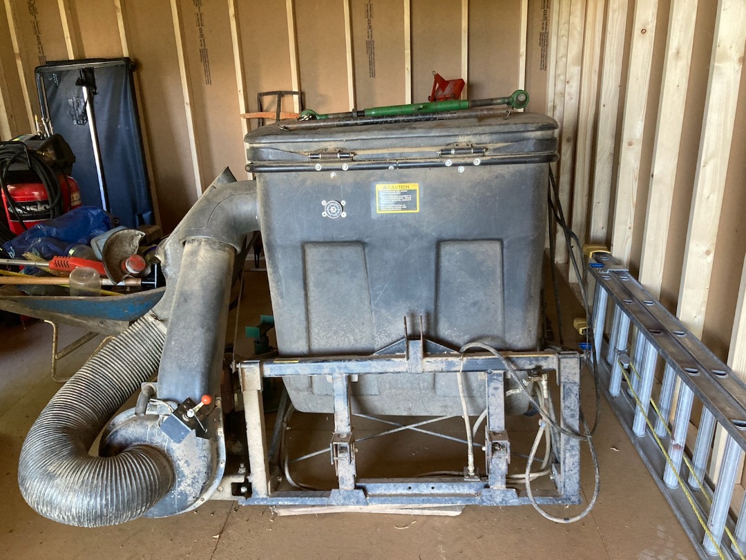 Used John Deere 670