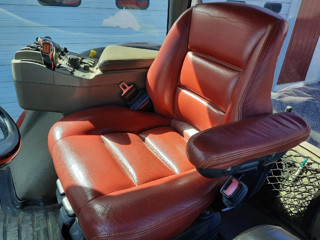 Used Case-IH Magnum 245
