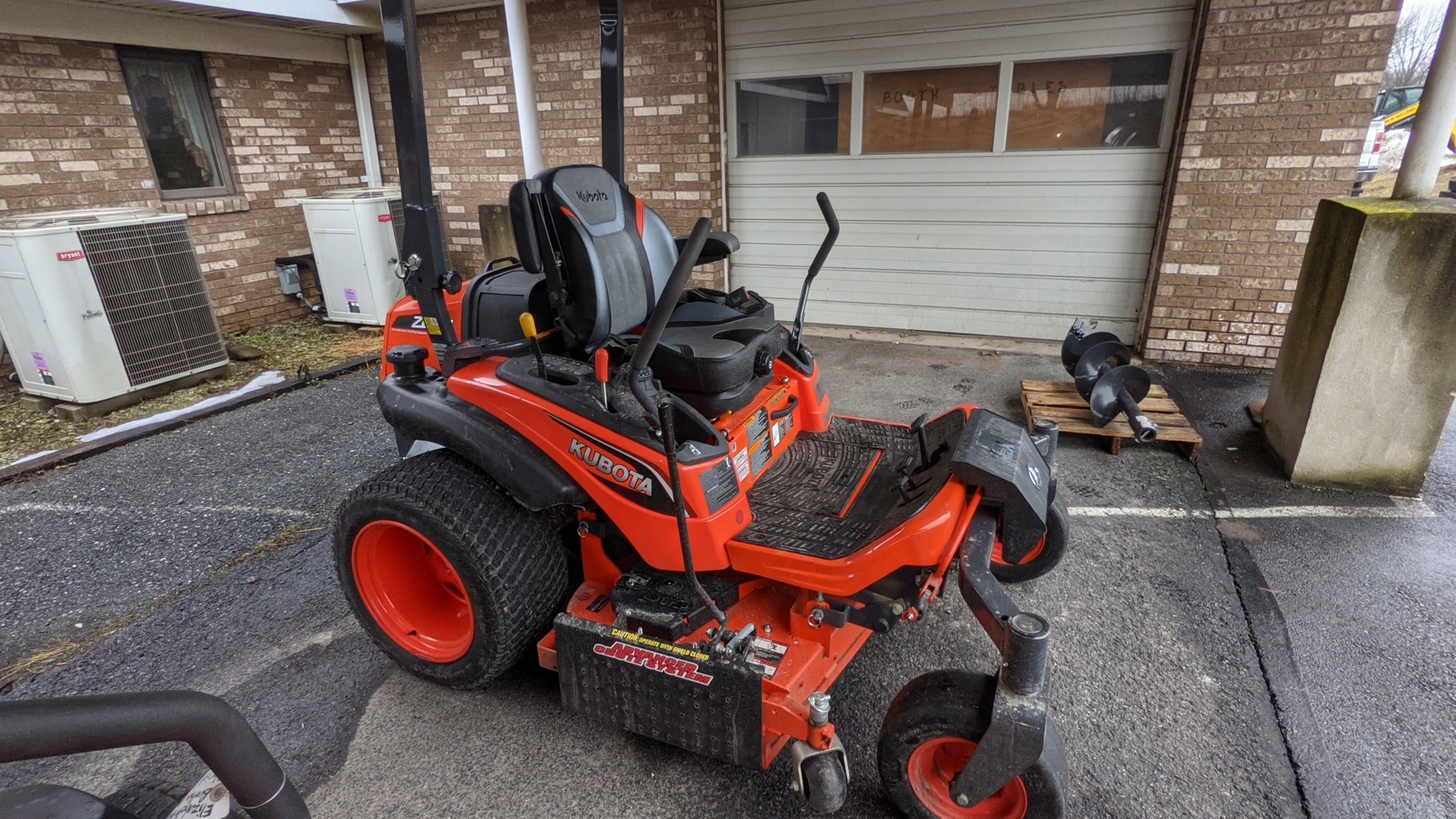 Used Kubota ZD1211-3-60