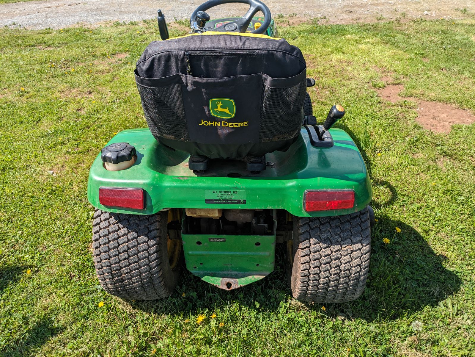 Used John Deere GT235