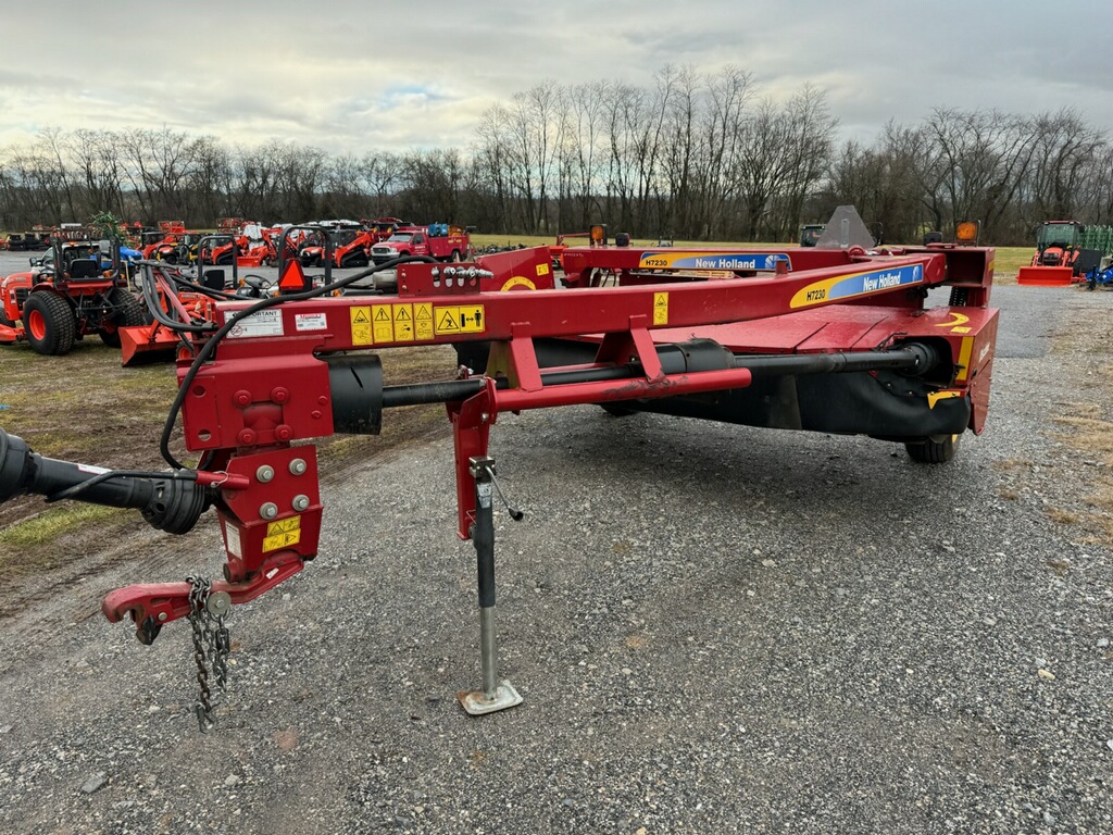 Used New Holland H7230