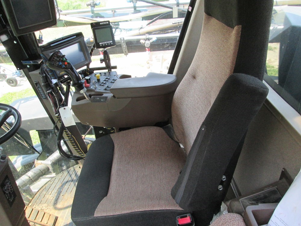 Used New Holland SP.240F
