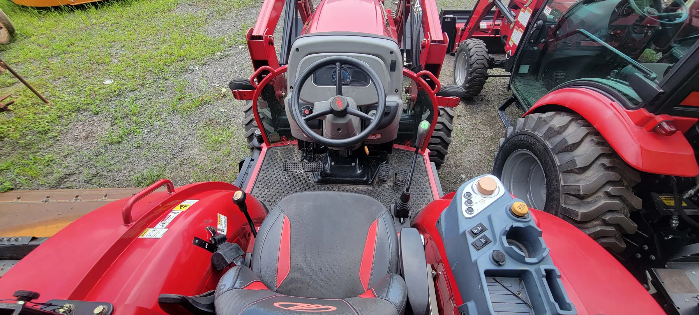 Used Mahindra 2660