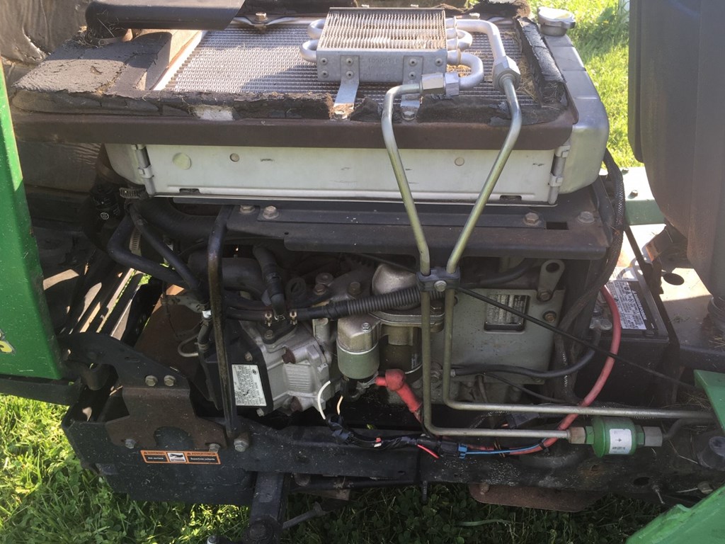 Used John Deere F735