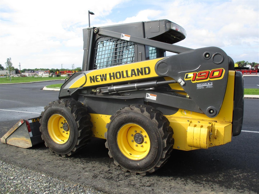 Used New Holland L190