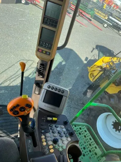 Used John Deere 9670