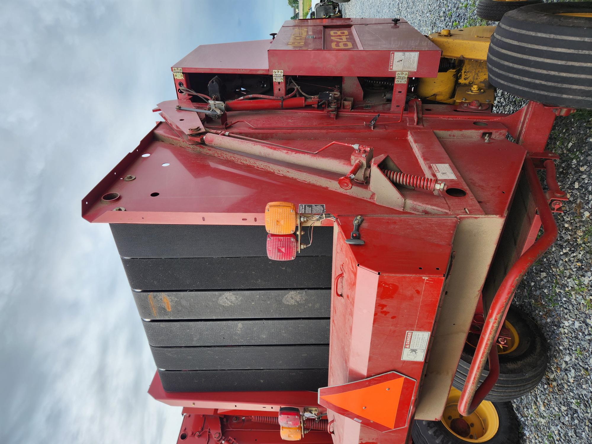 Used New Holland 648