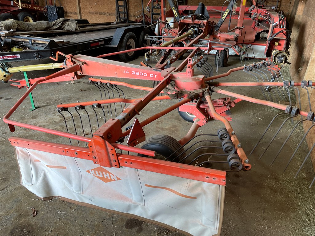 Used Kuhn GA3200GT