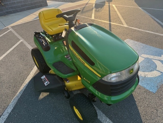 Used John Deere LA105