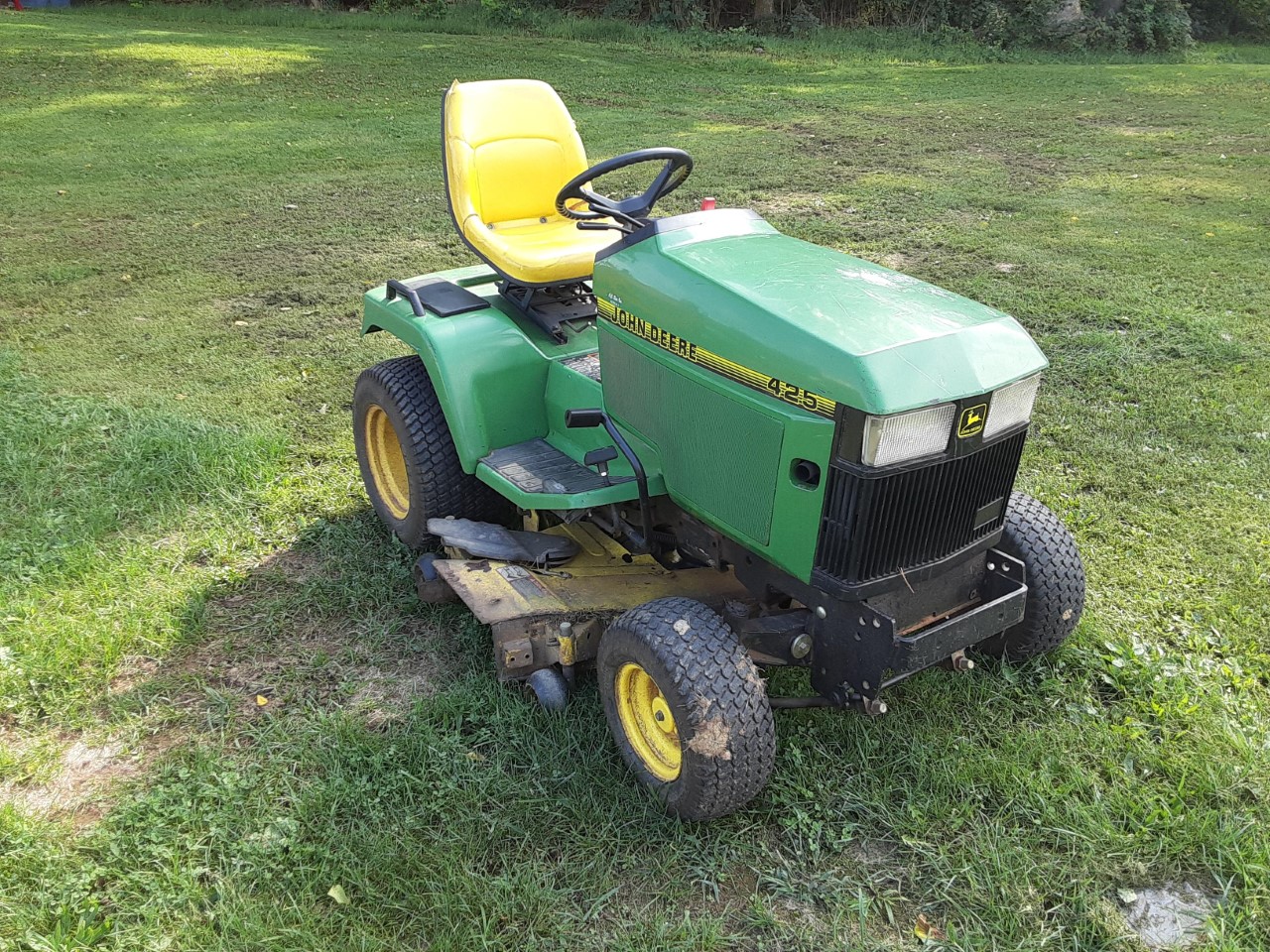 Used John Deere 425