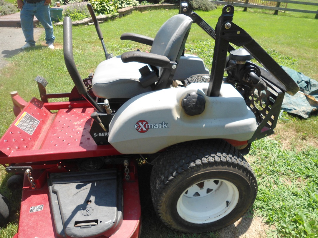 Used Exmark PNS740KC604