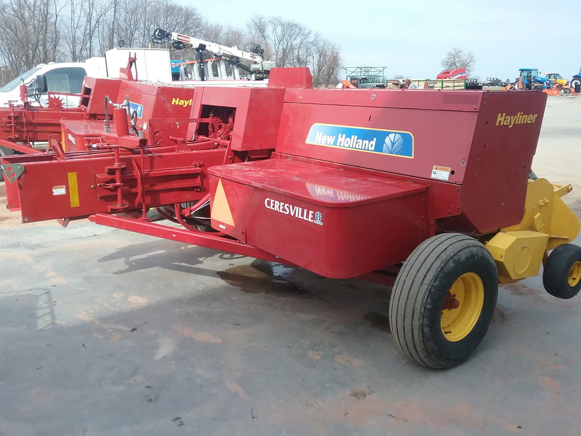 Used New Holland BC5070 HAYLINER