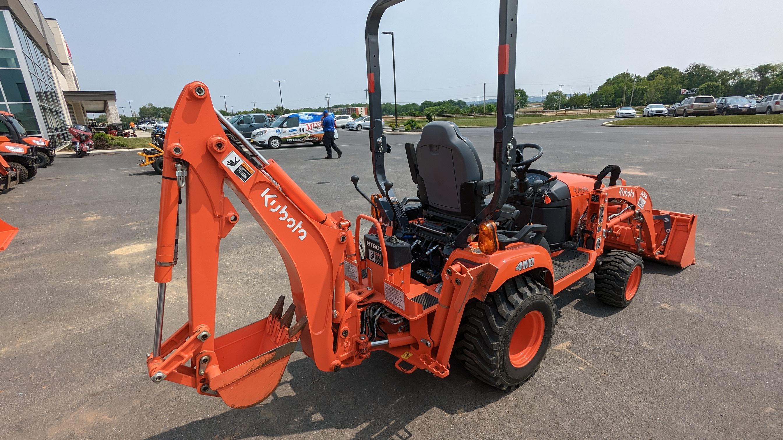 Used Kubota BX23SLSB-R14-1