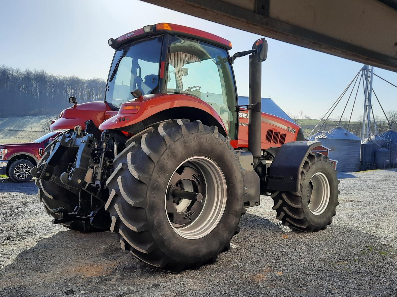 Used Case-IH Magnum 245