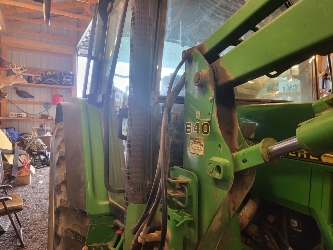 Used John Deere 6110