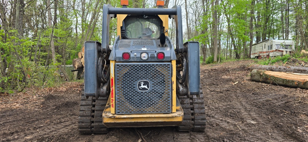 Used John Deere 329D