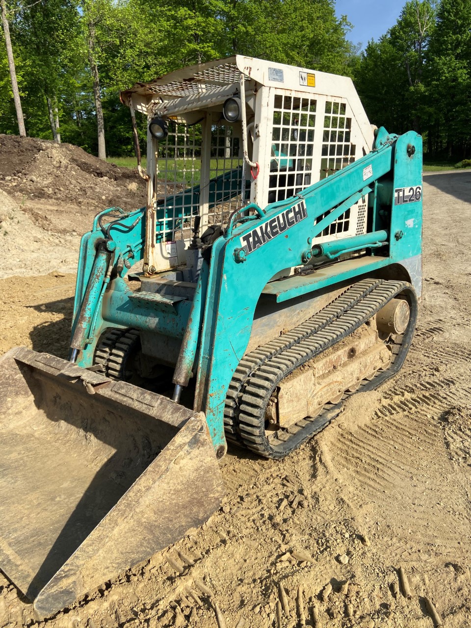 Used Takeuchi TL26-2