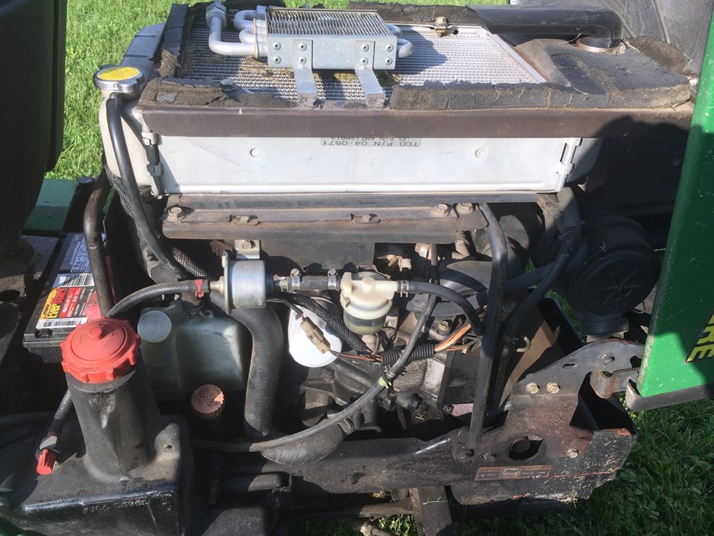 Used John Deere F735