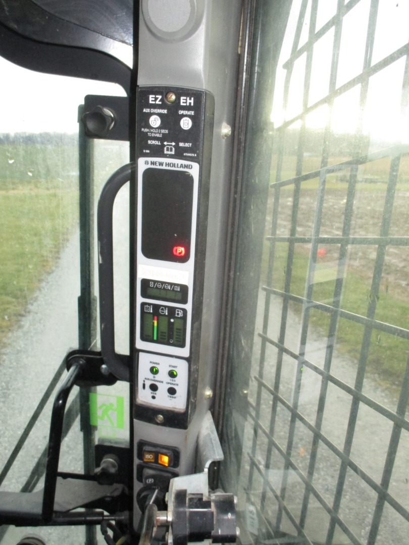 Used New Holland L228 T4 FINAL