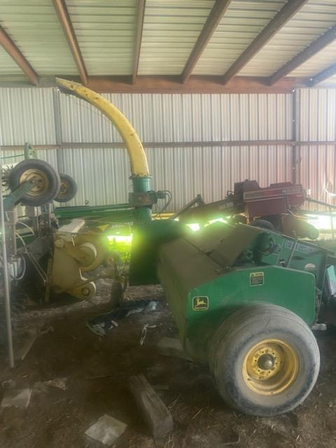 Used John Deere 3940