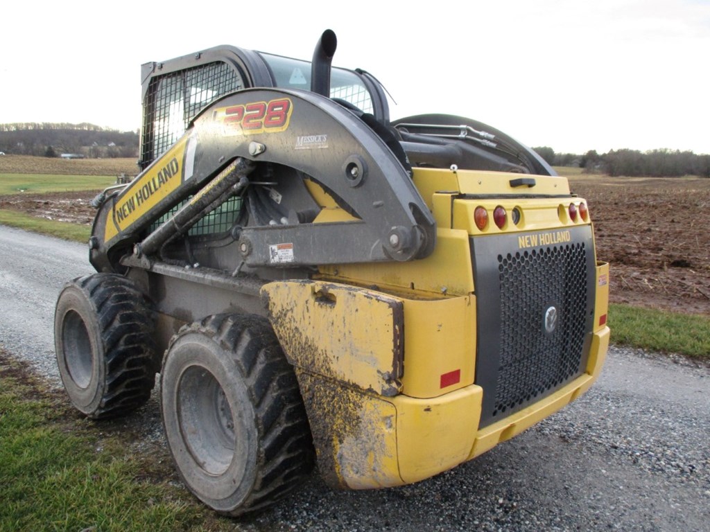Used New Holland L228 T4 FINAL